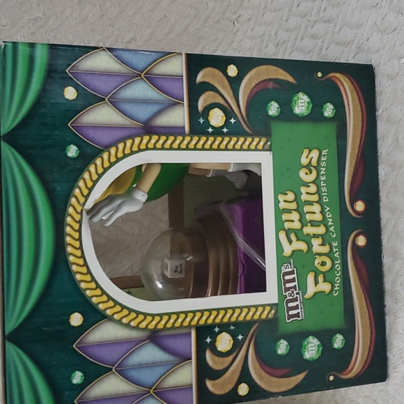 Mars | Games | Mm Chocolate Candy Dispenser Fun Fortunes Madame Green ...